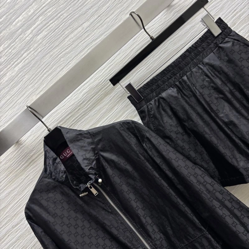 Economical Gucci Long Suits