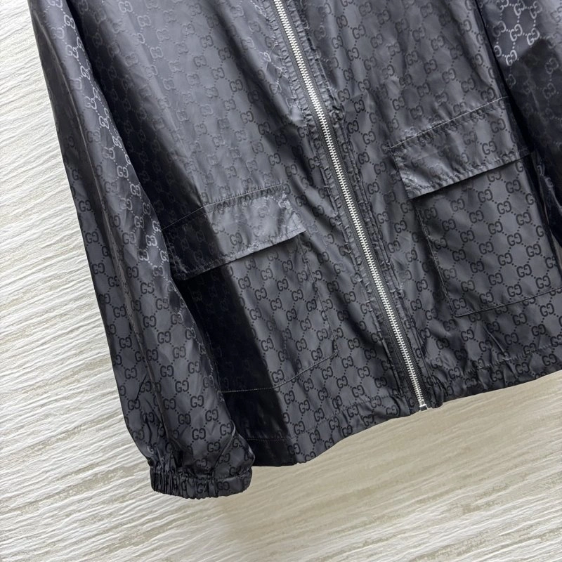 Economical Gucci Long Suits