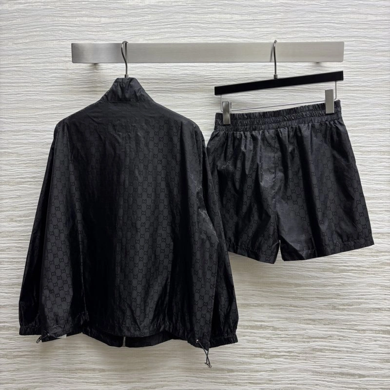 Economical Gucci Long Suits