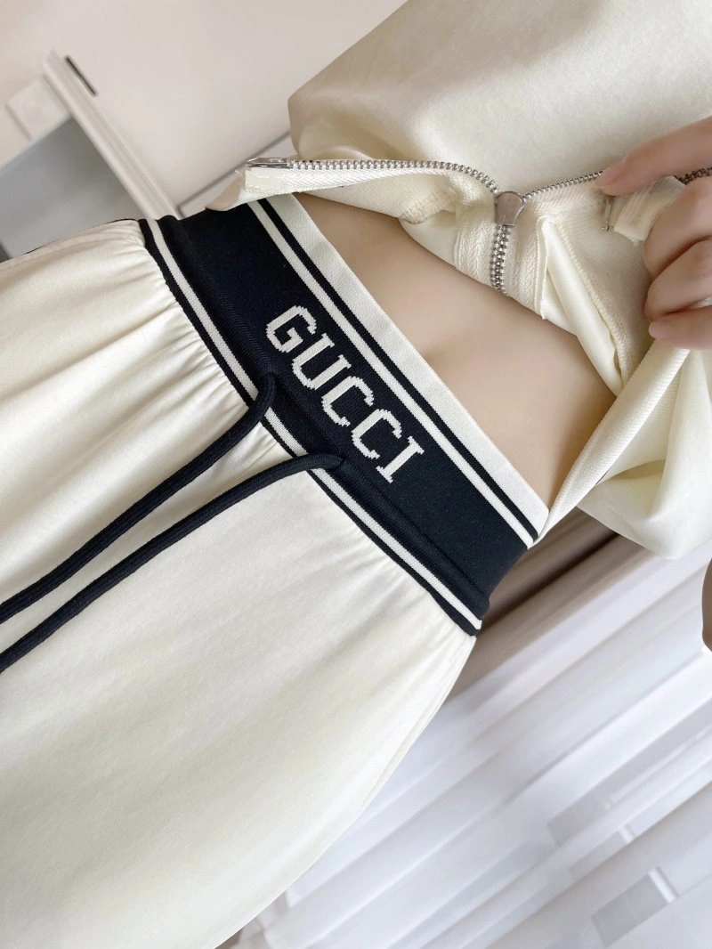 Discounted Gucci Long Suits
