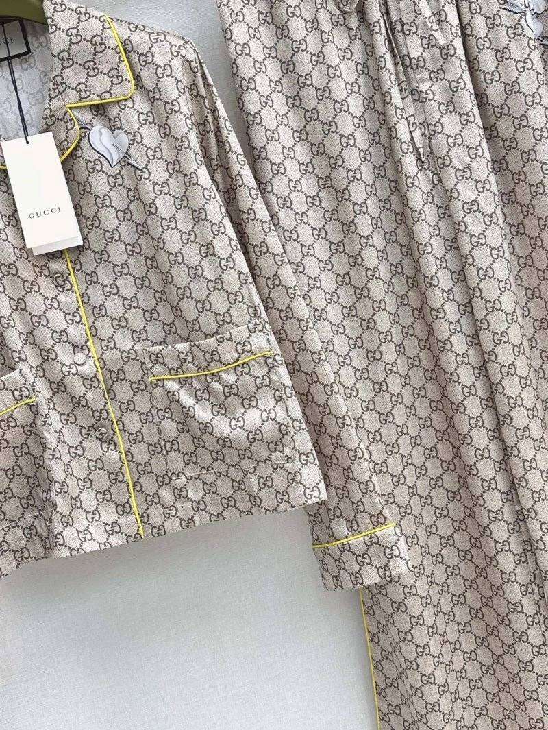 1:1 copy Gucci Long Suits