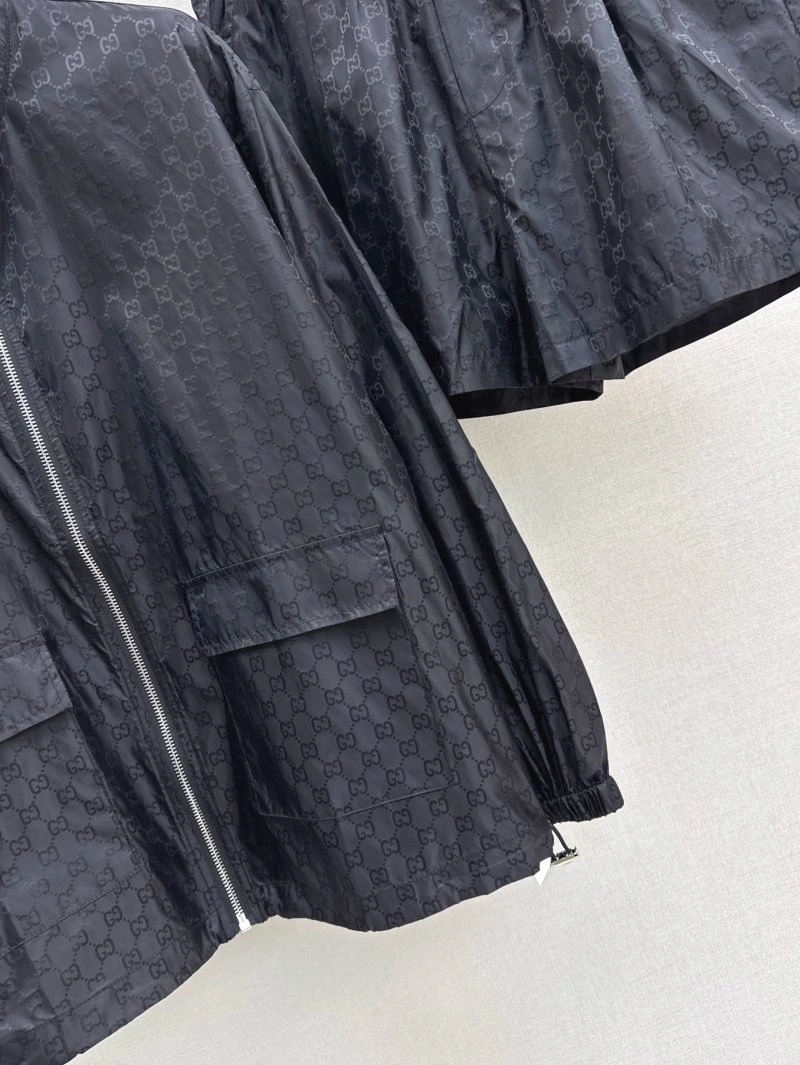 Indistinguishable Gucci Long Suits