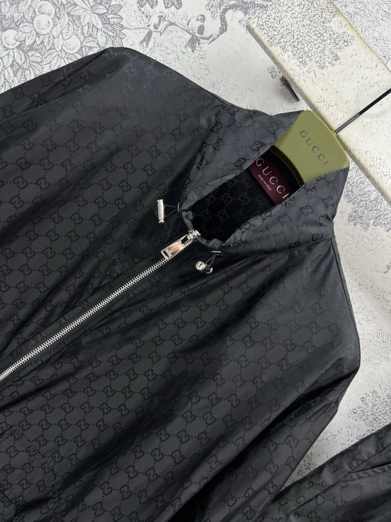 High fidelity Gucci Long Suits