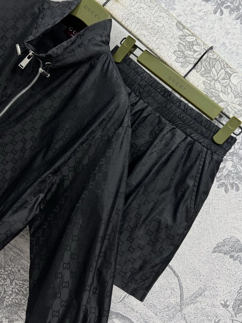 High fidelity Gucci Long Suits