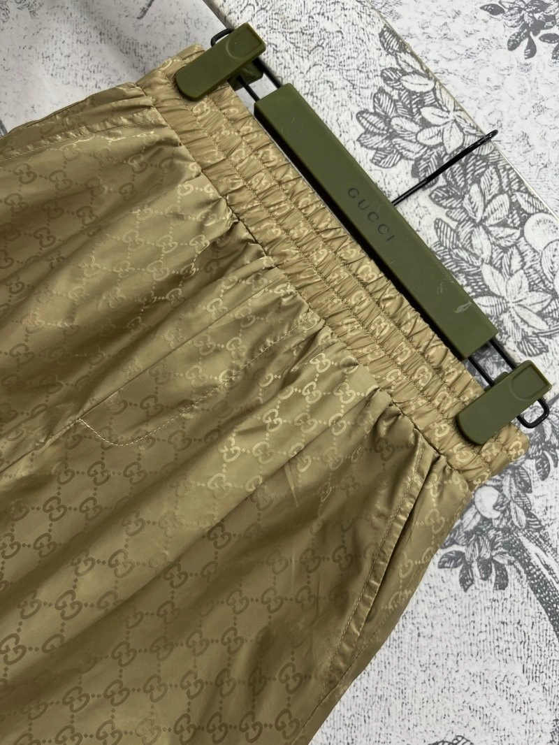 High fidelity Gucci Long Suits
