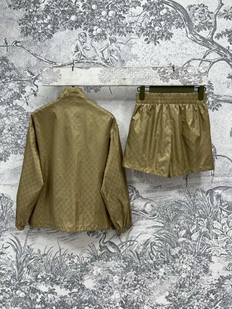 High fidelity Gucci Long Suits