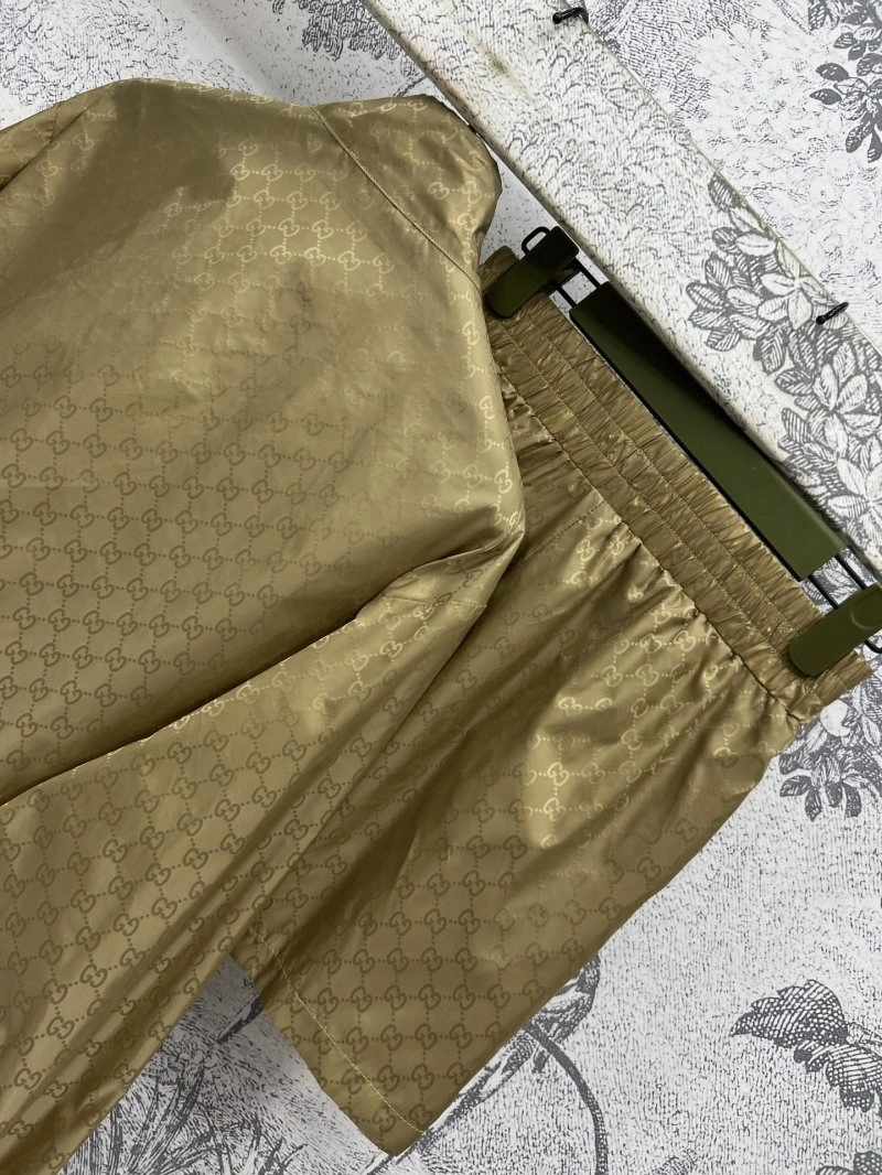 High fidelity Gucci Long Suits