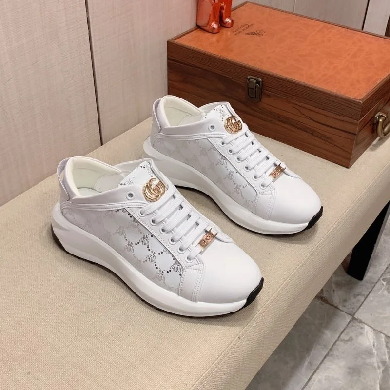 Accurate model Gucci Low Shoes
