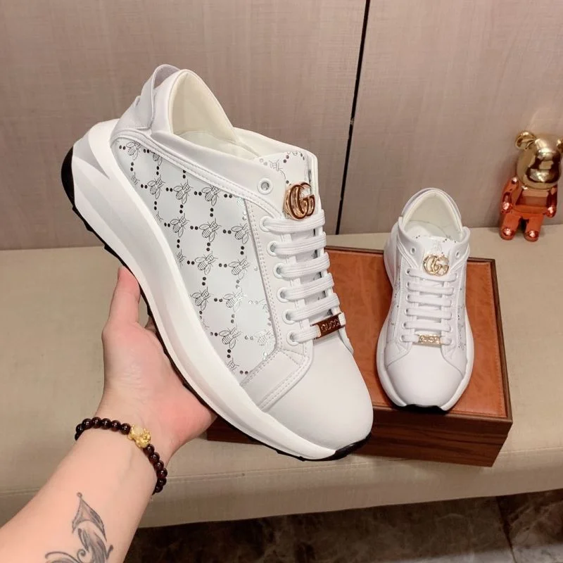 Accurate model Gucci Low Shoes