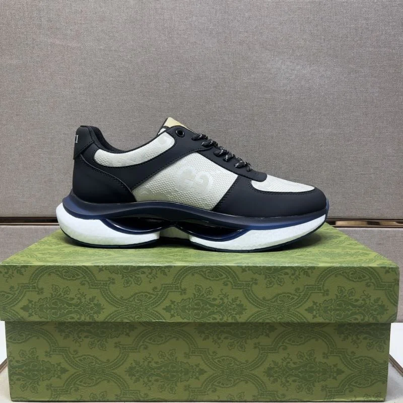 Bargain Gucci Low Shoes