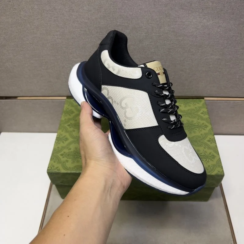 Bargain Gucci Low Shoes