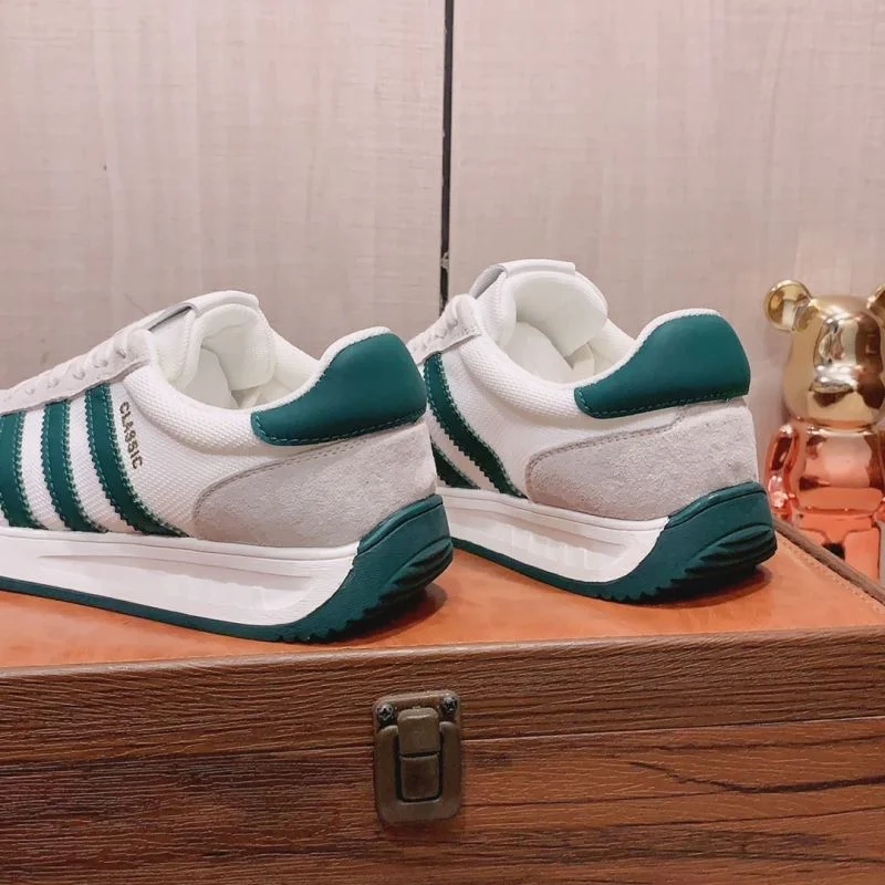 Top match Gucci Low Shoes