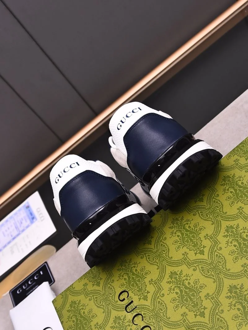 Bargain Gucci Low Shoes