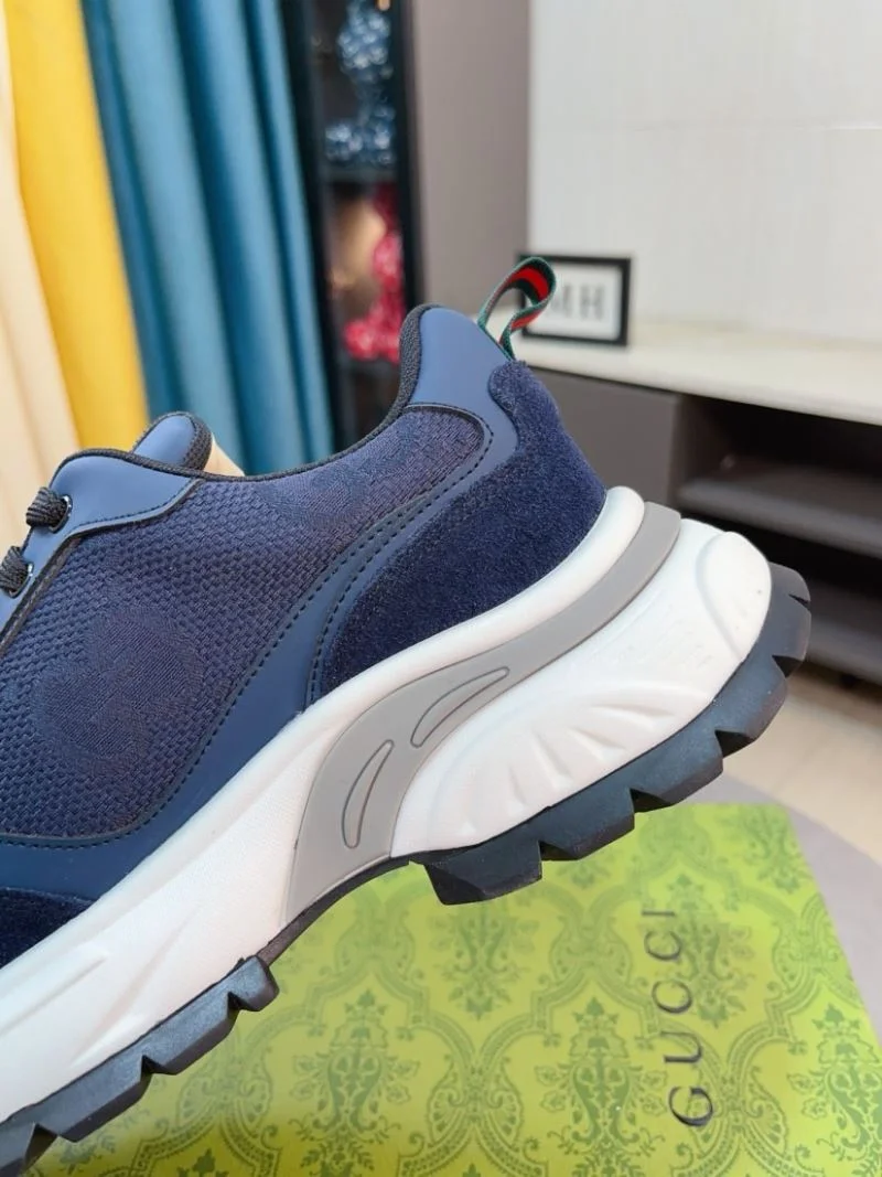 Bargain Gucci Low Shoes