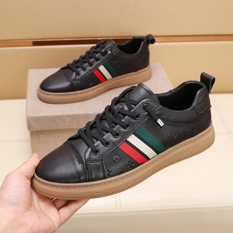 Perfect replica Gucci Low Shoes