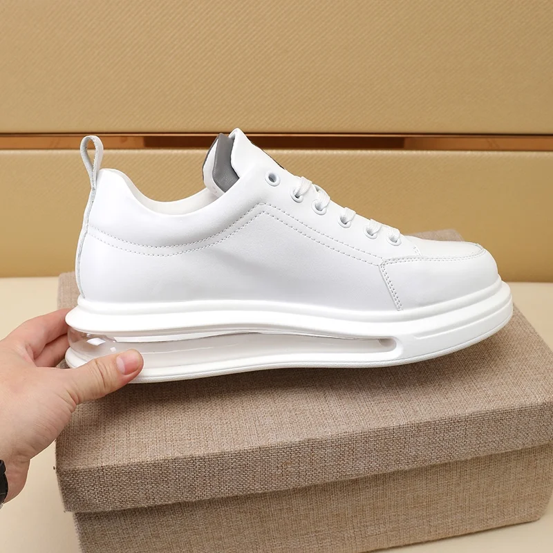 Top match Gucci Low Shoes