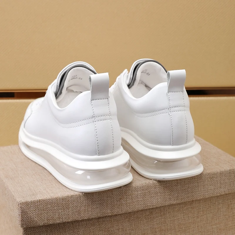Top match Gucci Low Shoes