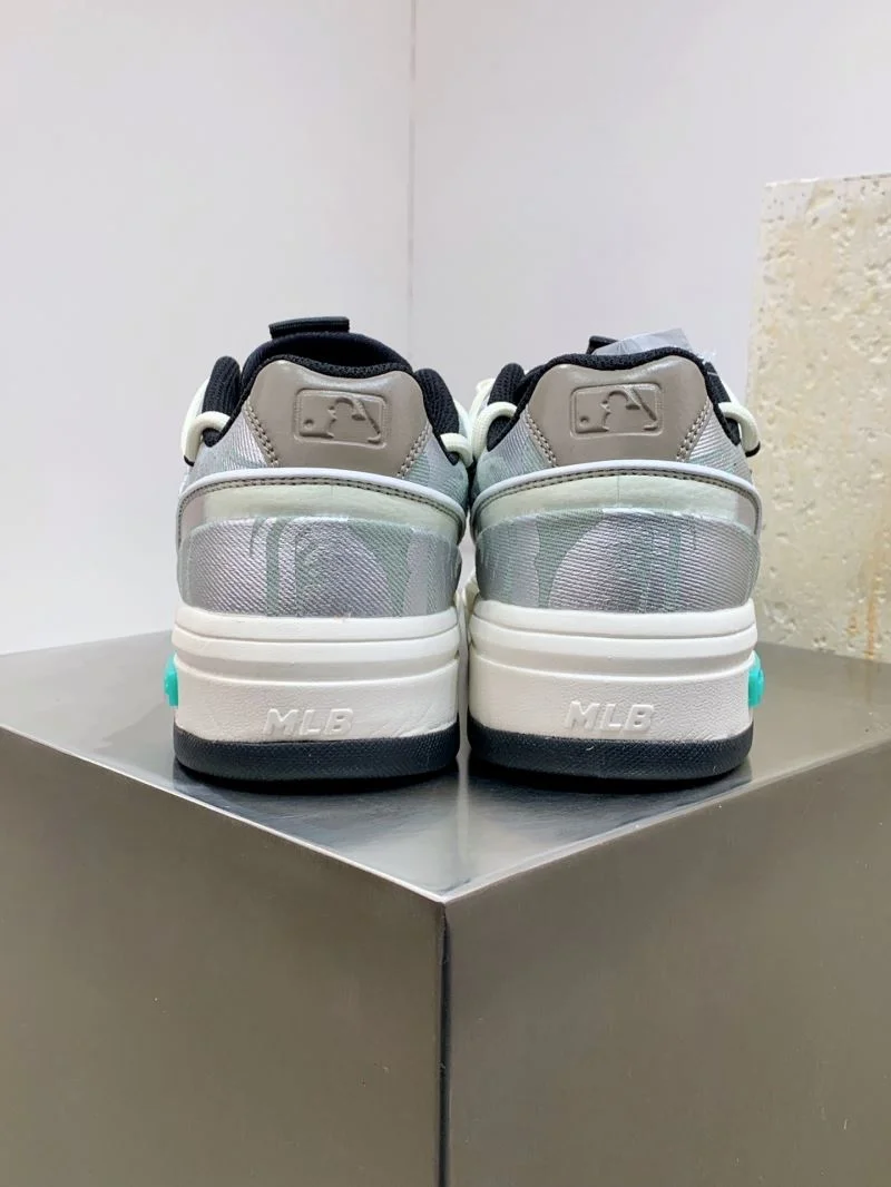 Genuine Gucci Low Shoes