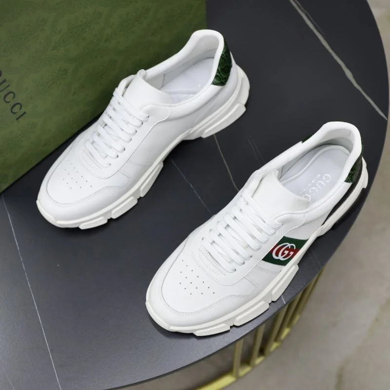 Perfect replica Gucci Low Shoes
