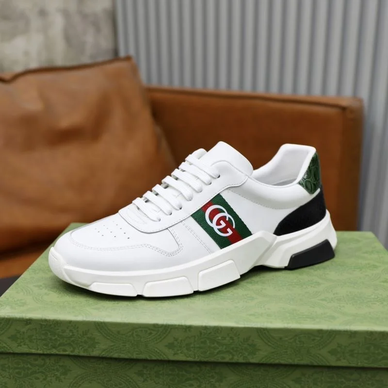 Perfect replica Gucci Low Shoes