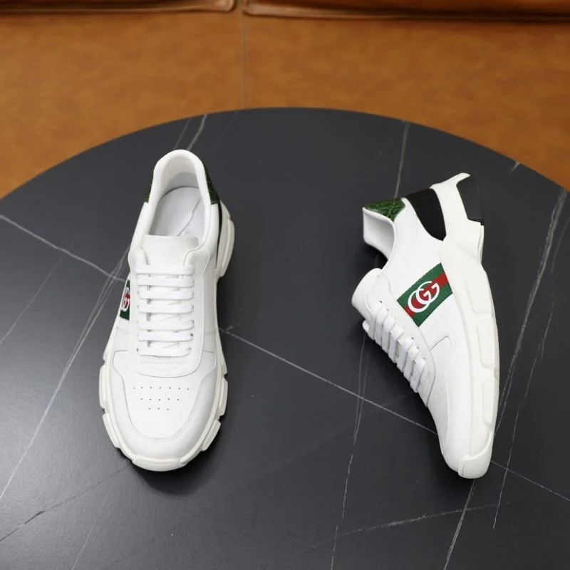 Perfect replica Gucci Low Shoes
