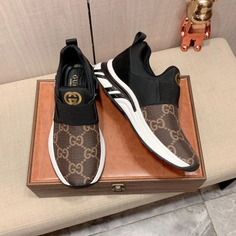 Value-priced Gucci Low Shoes