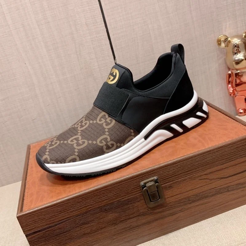 Value-priced Gucci Low Shoes