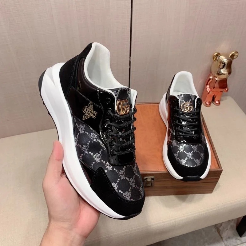 Value-priced Gucci Low Shoes