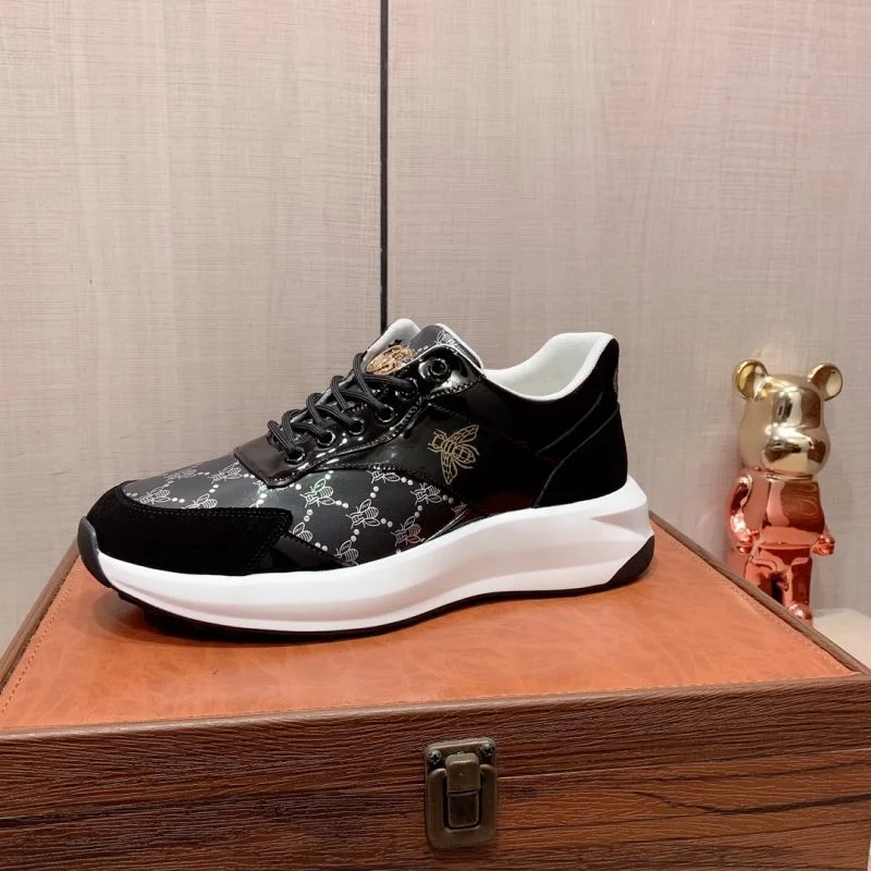 Value-priced Gucci Low Shoes