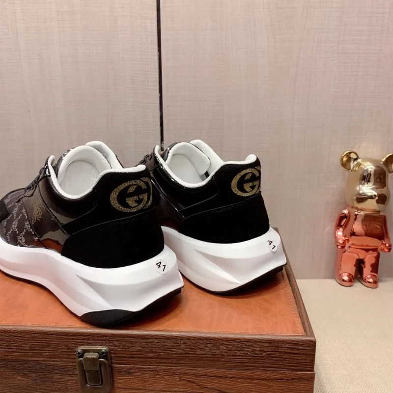 Value-priced Gucci Low Shoes