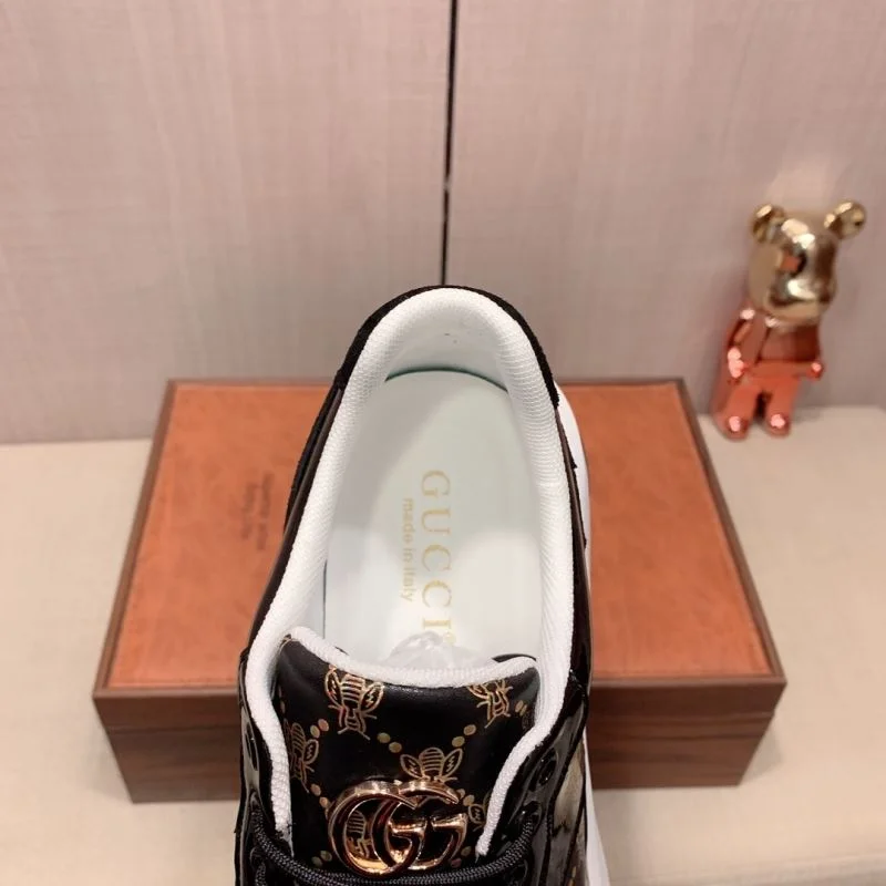 Top mirror Gucci Low Shoes