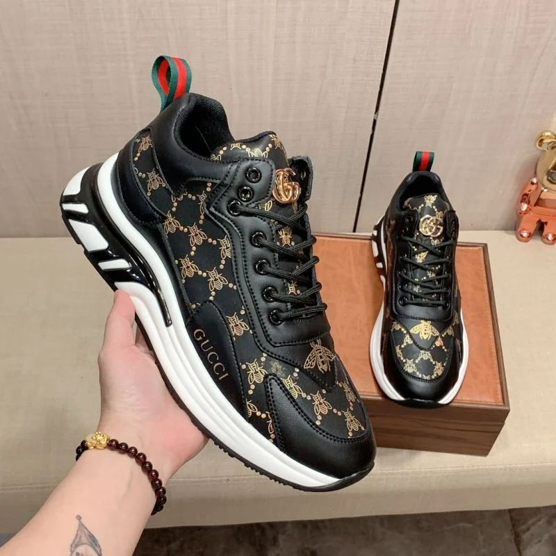 Value-priced Gucci Low Shoes