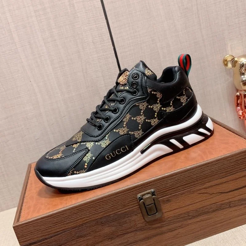 Value-priced Gucci Low Shoes