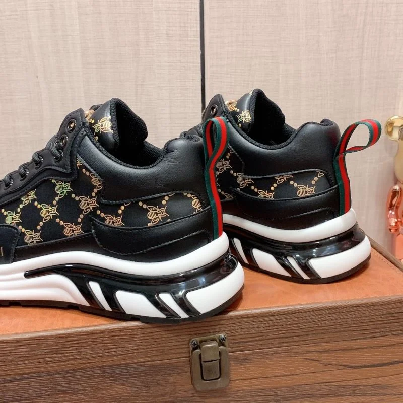 Value-priced Gucci Low Shoes