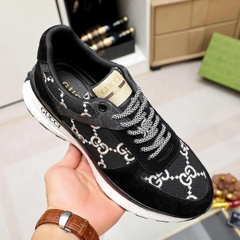Perfect replica Gucci Low Shoes