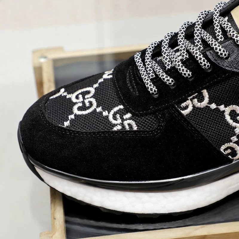 Perfect replica Gucci Low Shoes