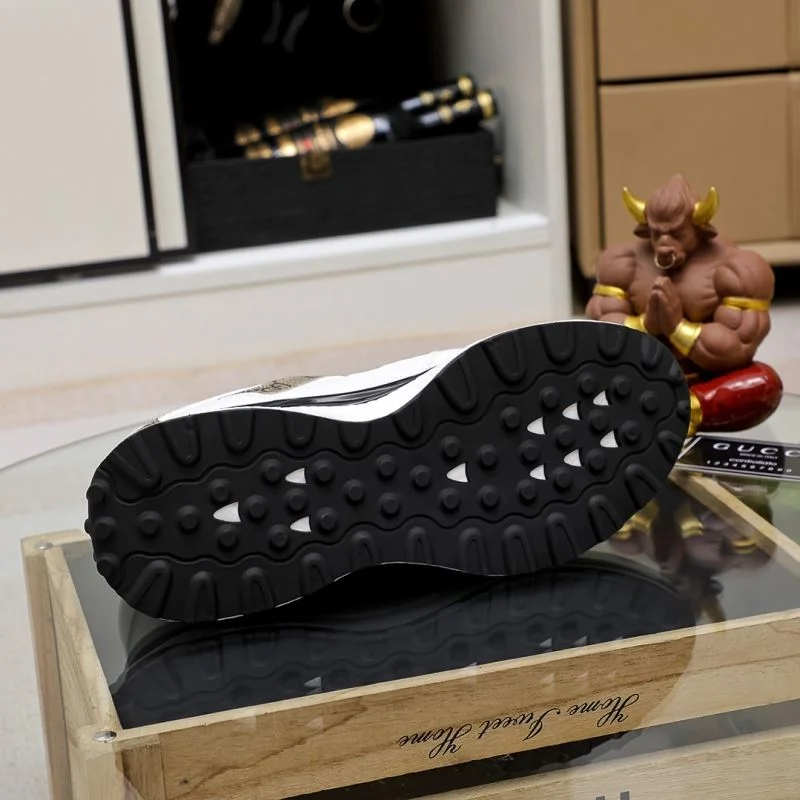 Original Gucci Low Shoes