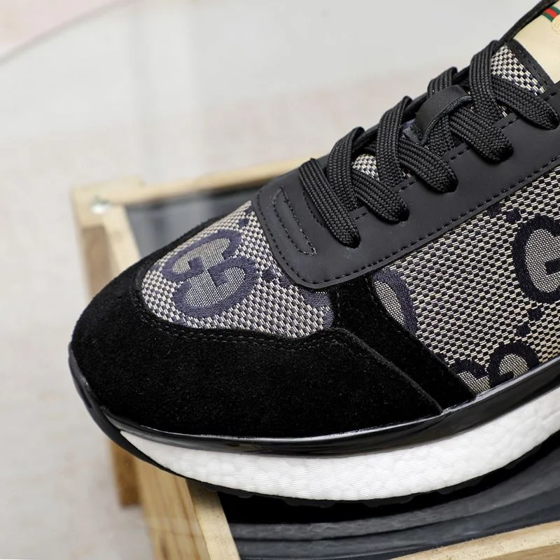 Reasonably priced Gucci Low Shoes