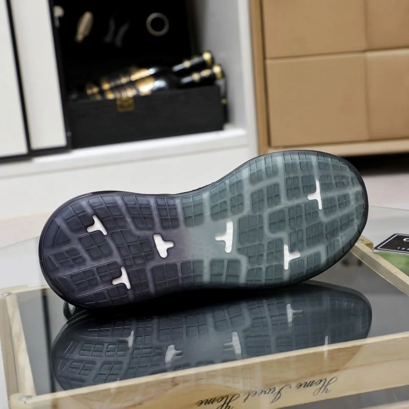 Brand-original Gucci Low Shoes