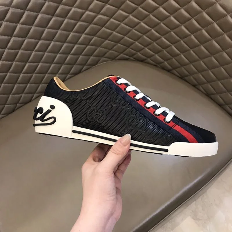 Value-priced Gucci Low Shoes