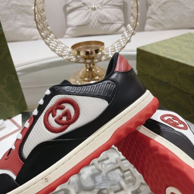Reasonably priced Gucci Low Shoes