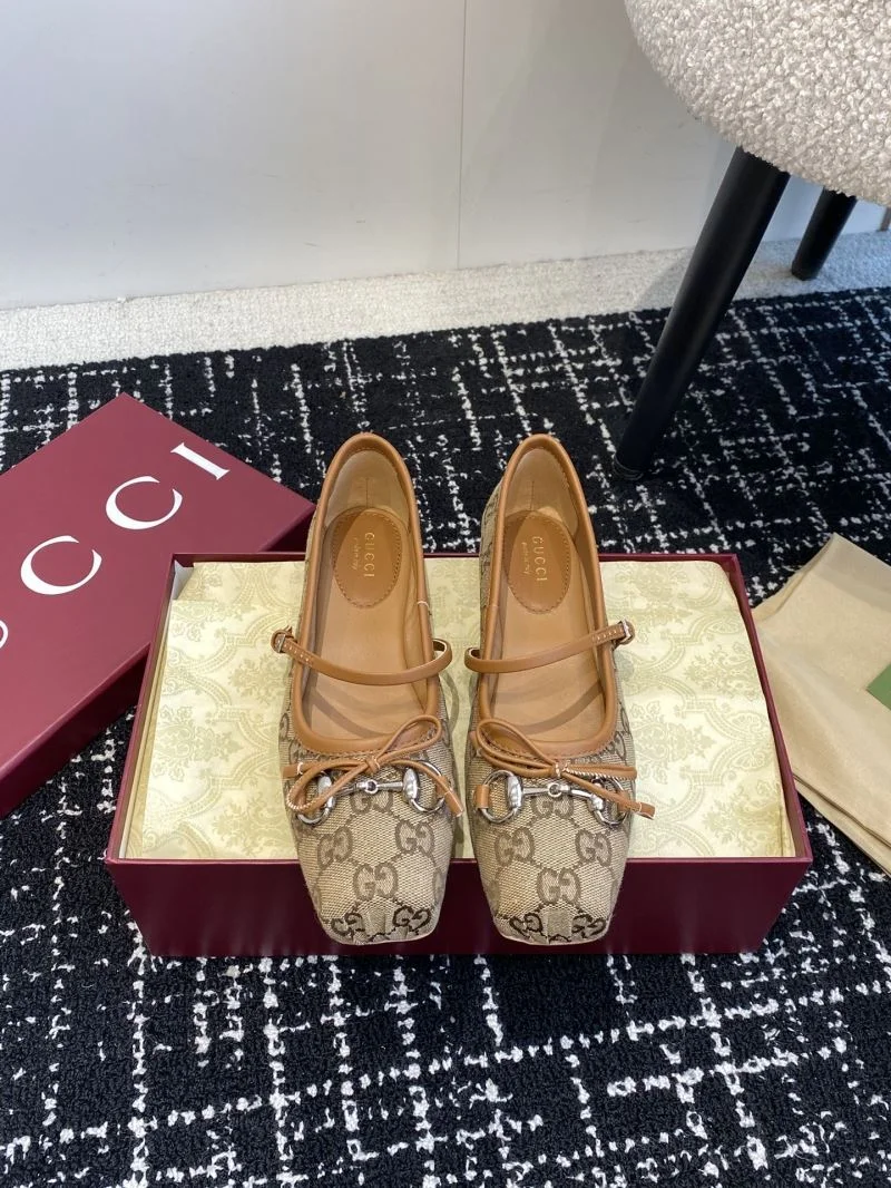 Gucci Low Shoes