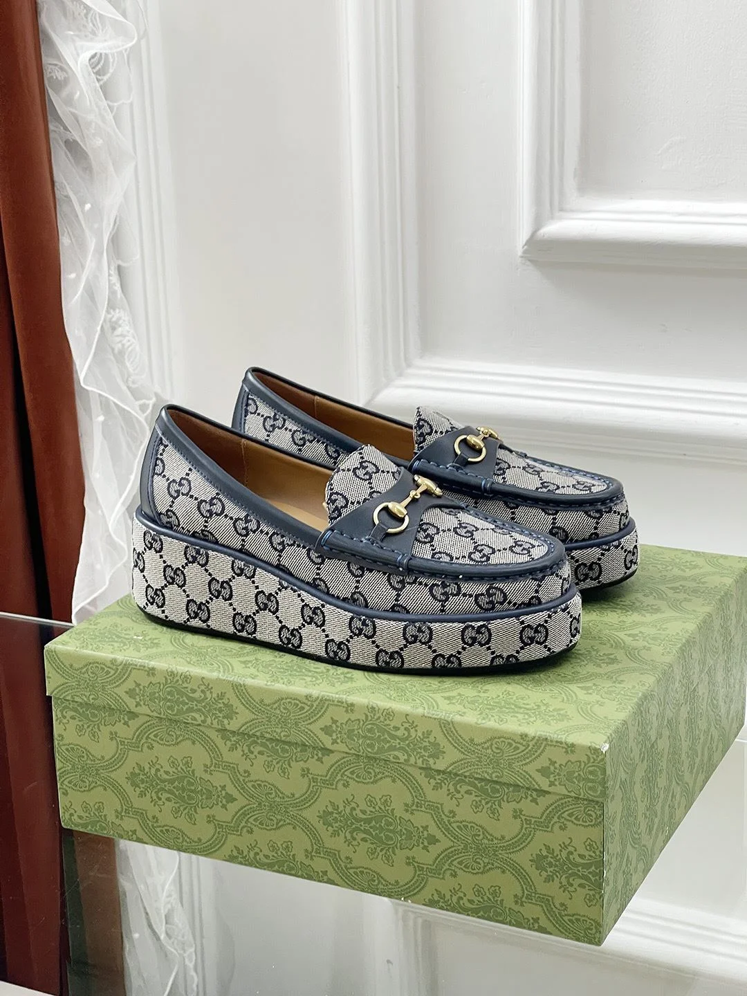 Gucci Low Shoes