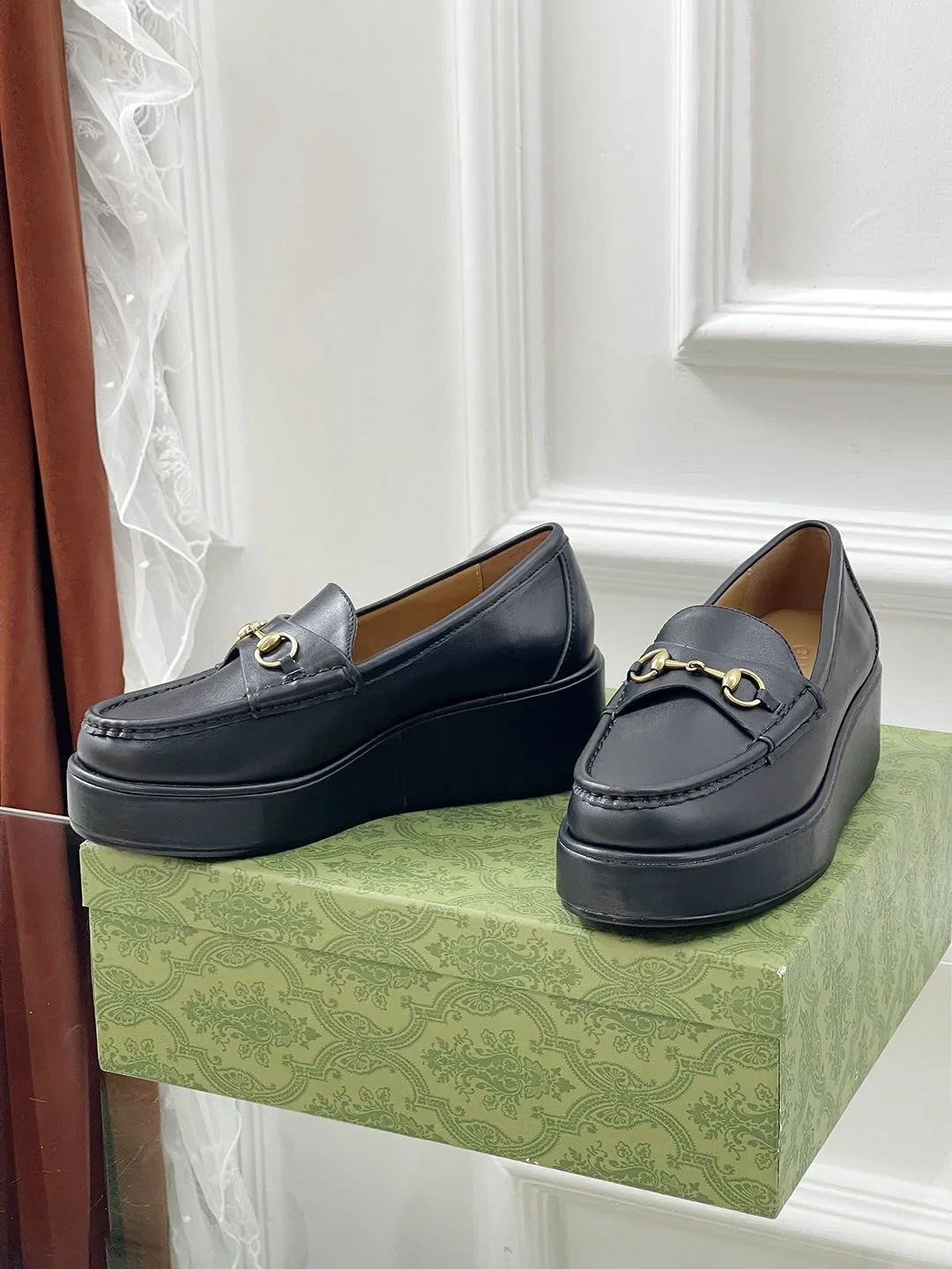Economical Gucci Low Shoes