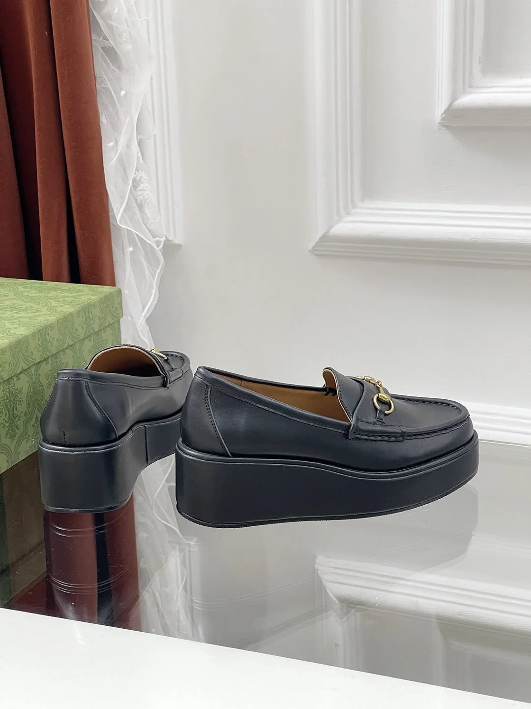 Economical Gucci Low Shoes