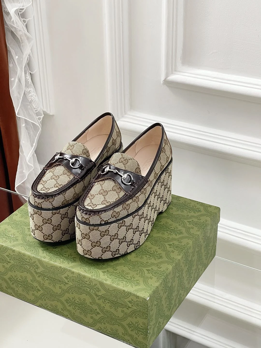 Precise copy Gucci Low Shoes