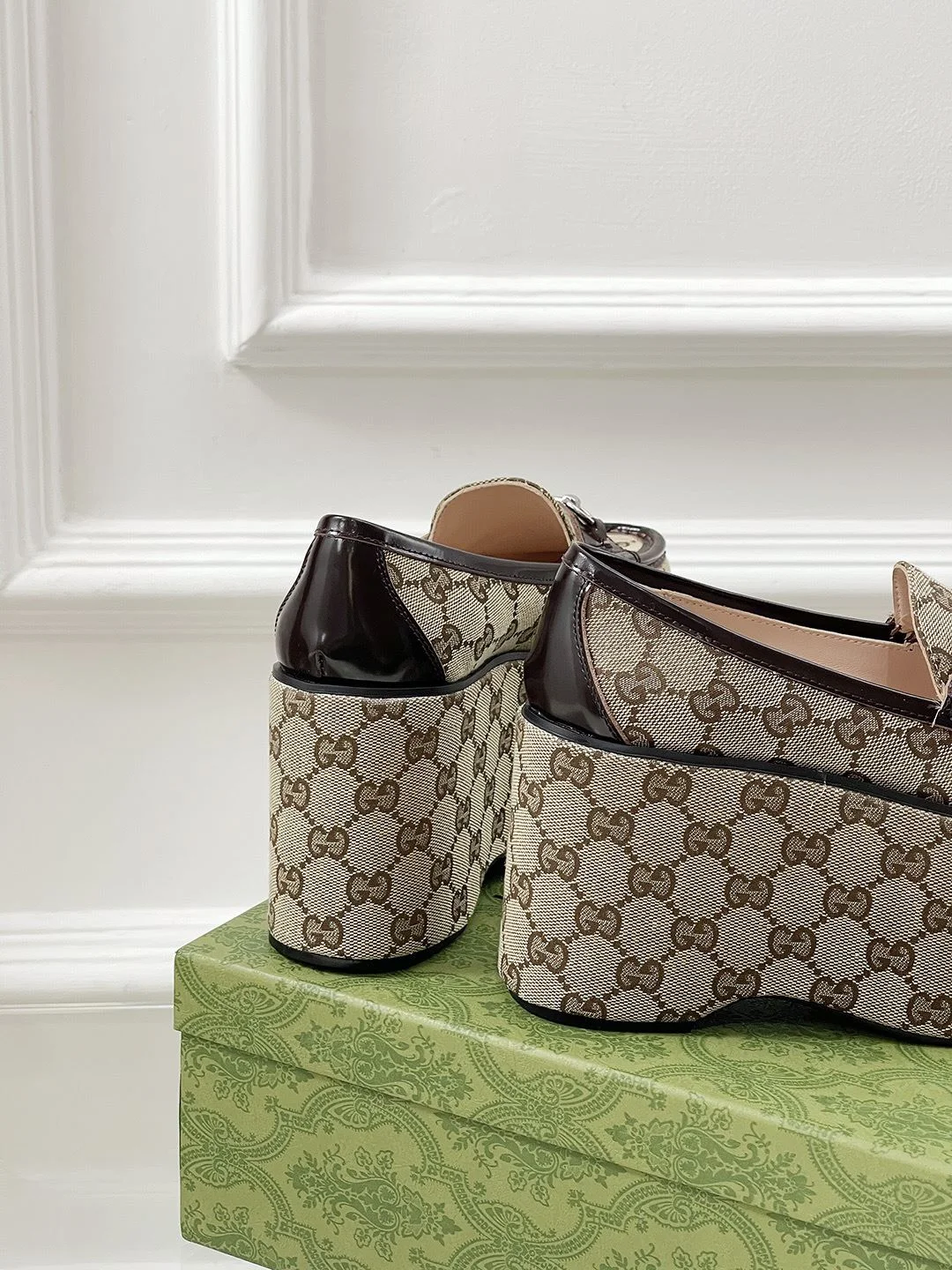Precise copy Gucci Low Shoes