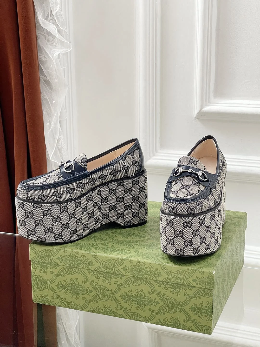 Indistinguishable Gucci Low Shoes