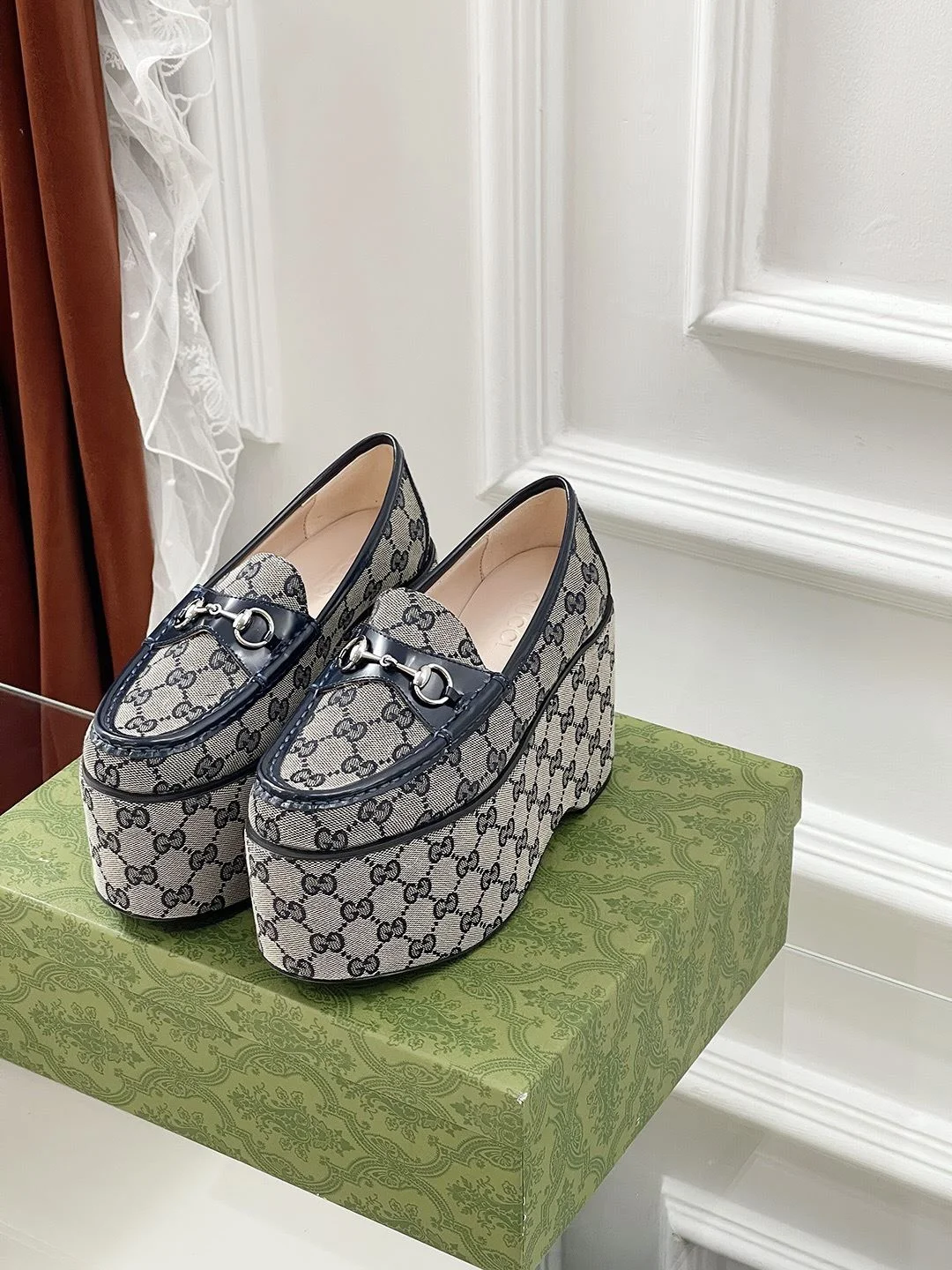 Indistinguishable Gucci Low Shoes