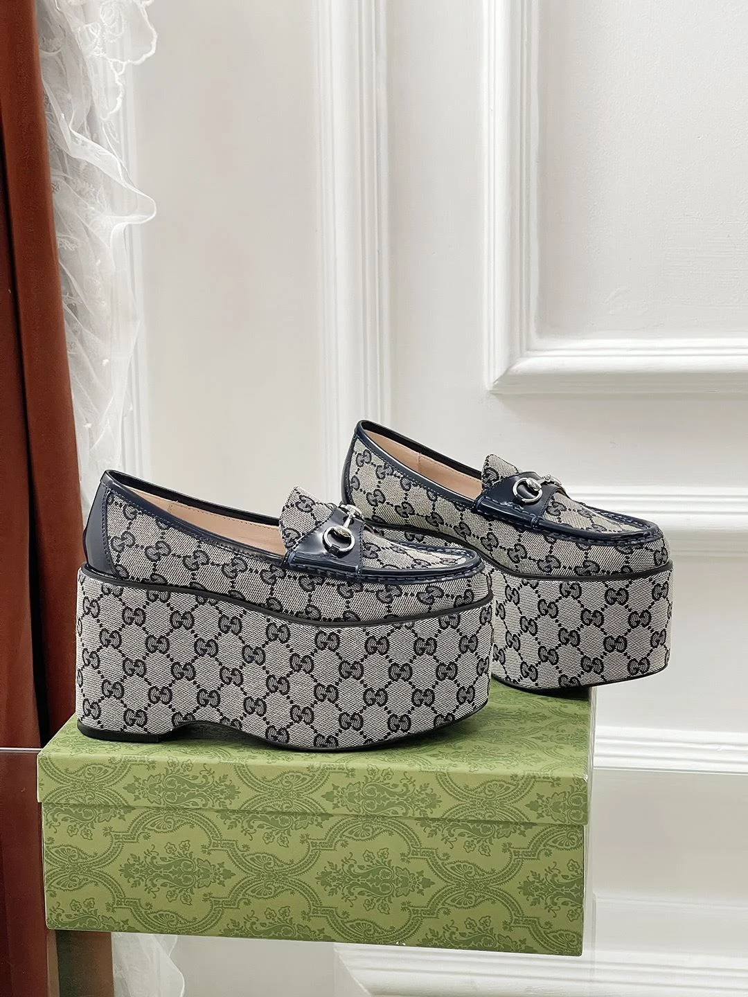 Indistinguishable Gucci Low Shoes